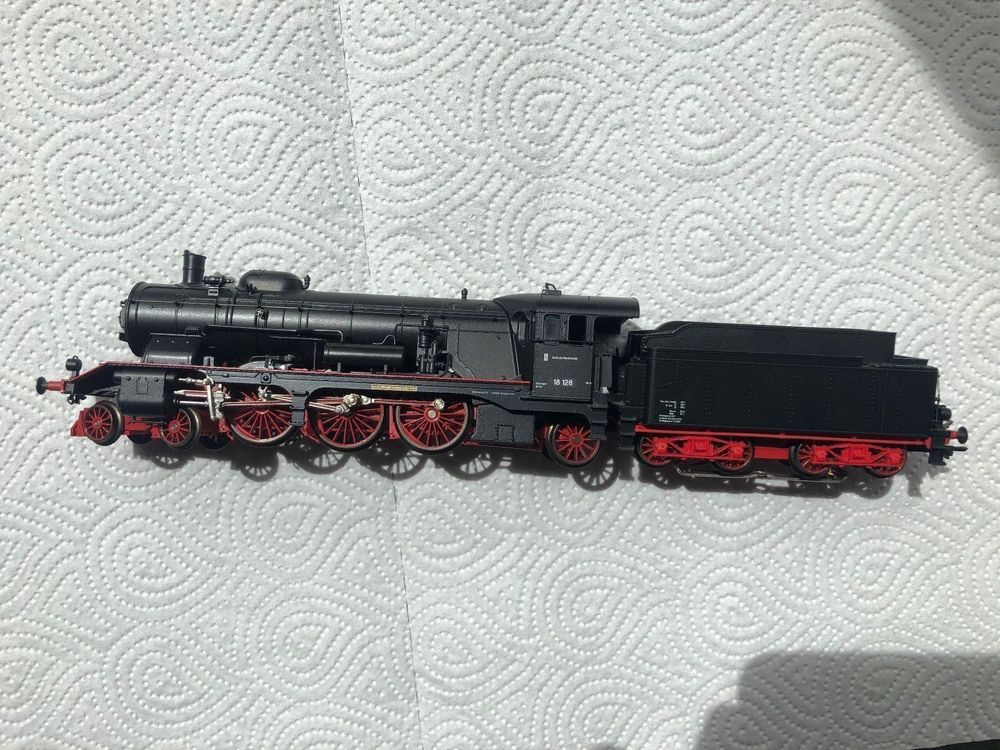 Märklin H0 Dampflok BR 18.1 digital 3711 (Neu (gemäss Beschreibung)) in ...