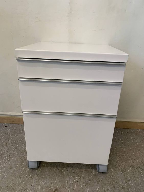 Weisser Rollcontainer mit 3 Schubladen, Büro Ikea L 8242 (Gebraucht) in ...