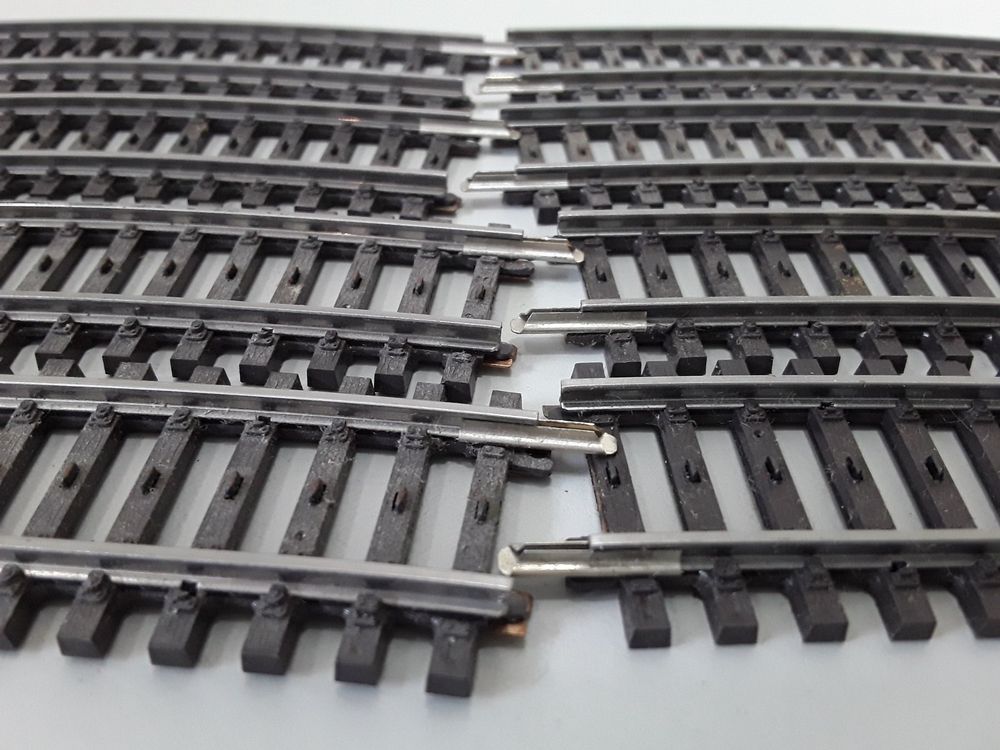 Märklin 8 X K Gebogenes Gleis Lang Spur H0 Kaufen Auf Ricardo 