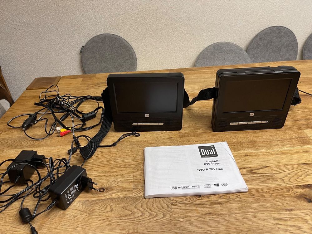 TV DVD-Player für Auto Twin-Set -tragbar (Gebraucht) in Gattikon für ...