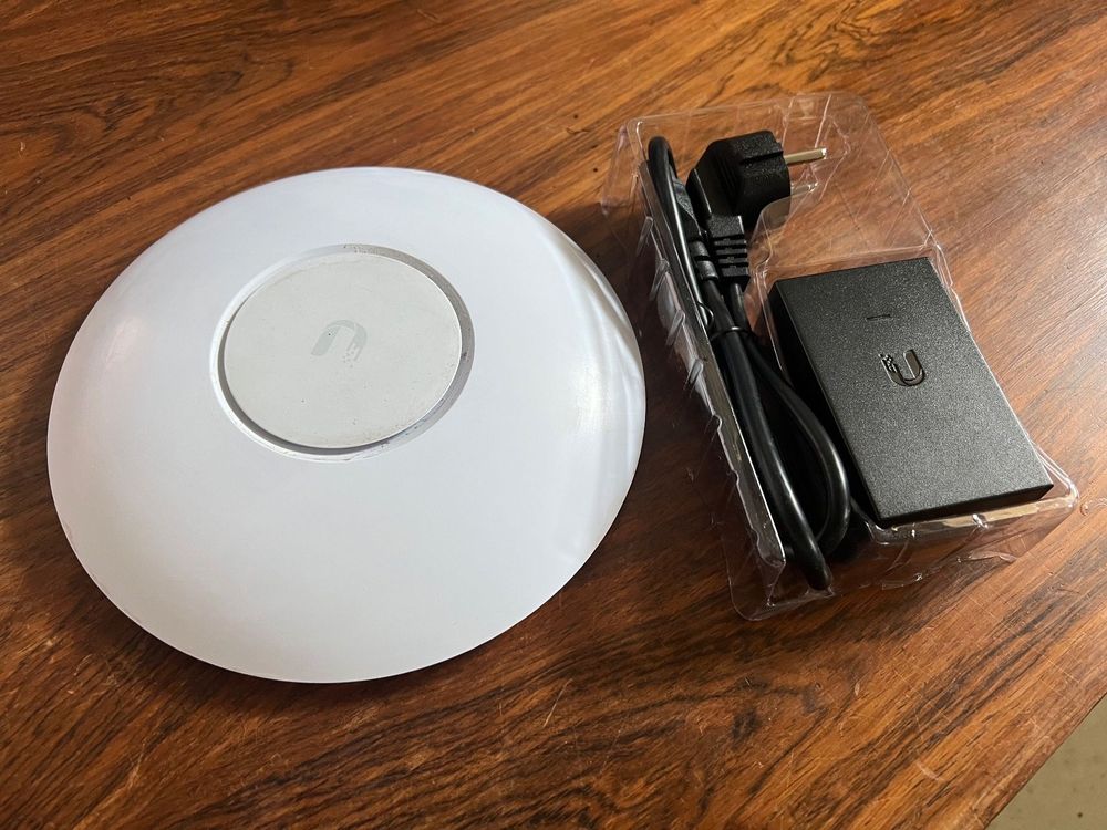 UBIQUITI Unifi AP AC Pro plus POE Adapter (Gebraucht) in Richterswil ...