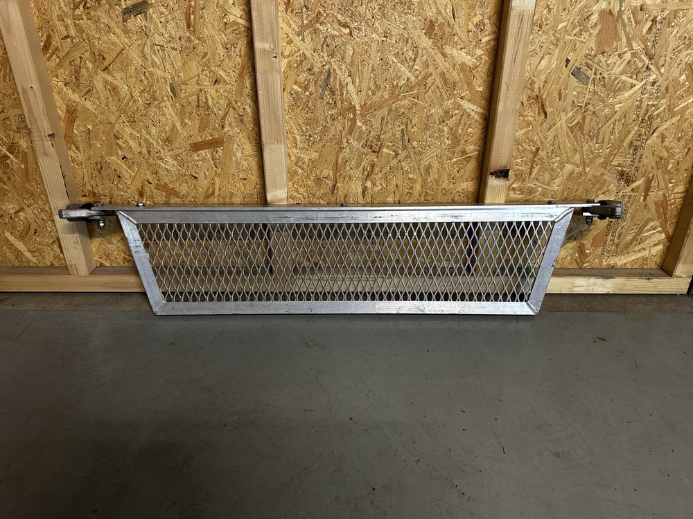 Trennwand für Pick Up Ladebrücke (Gebraucht) in Latterbach für CHF 50 ...