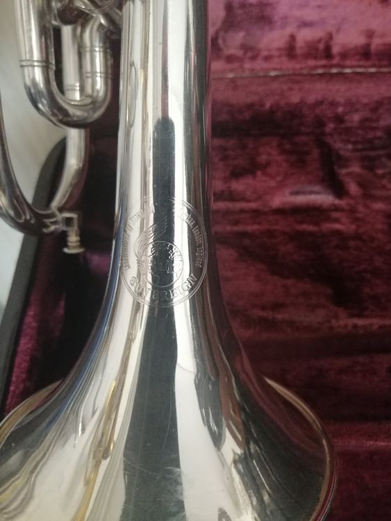 B. Cornet Besson | Kaufen auf Ricardo