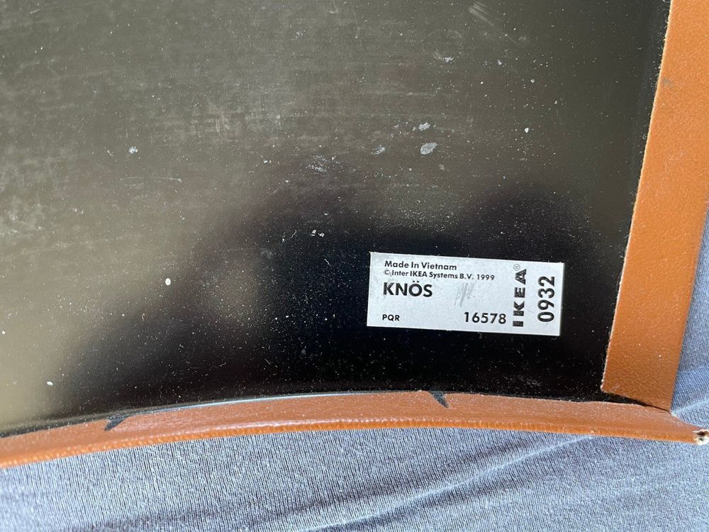 GRATIS IKEA Schreibtischmatte KNÖS (Gebraucht) in Zürich für CHF 0.1 ...