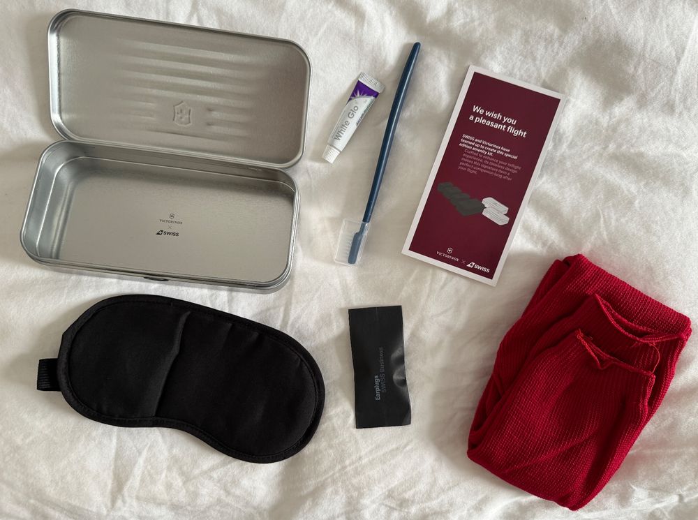 Victorinox Business Amenity Kit SWISS Airlines x Soeder (Neu (gemäss ...