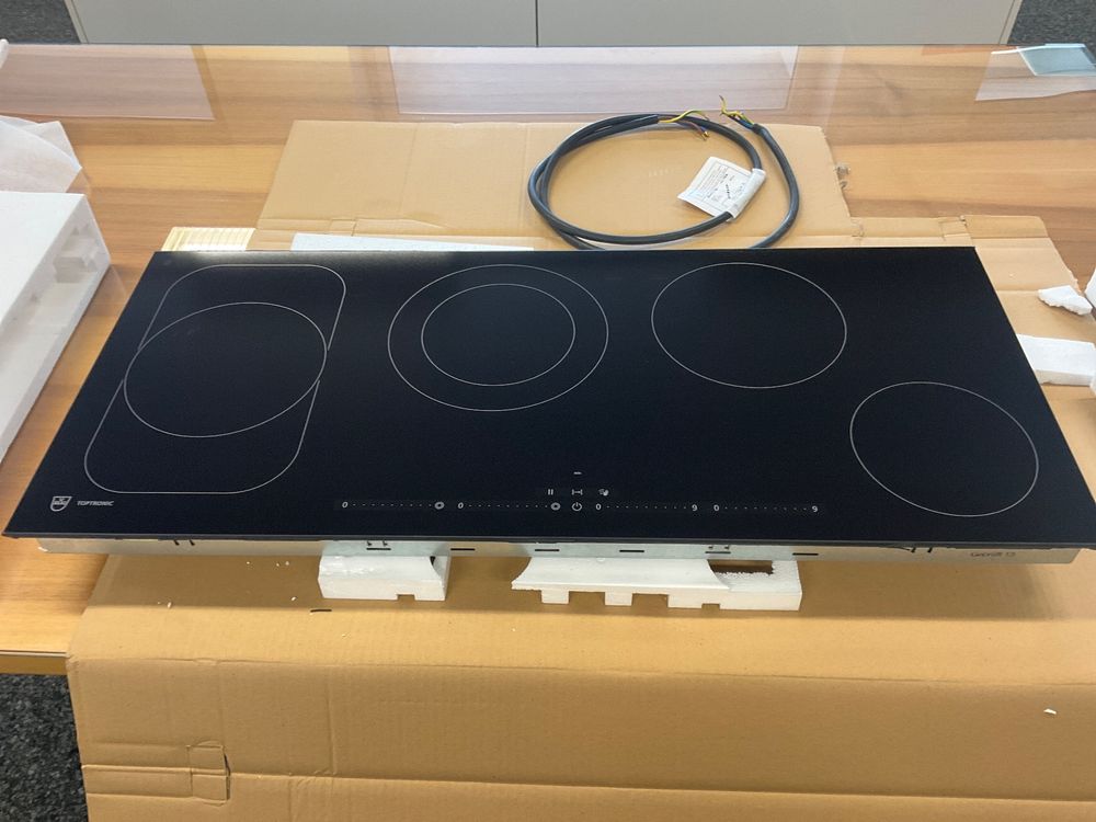 015 V-ZUG Induktions- Kochfeld GK45TEPSF aus Liquidation (Neu (gemäss ...