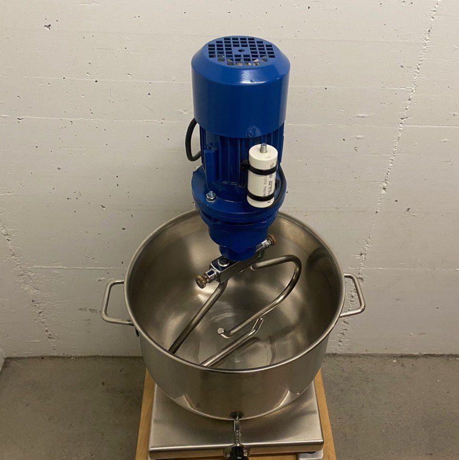 E. Maeder Bertschinger Teigknetmaschine Rührer 230 V (Gebraucht) in ...