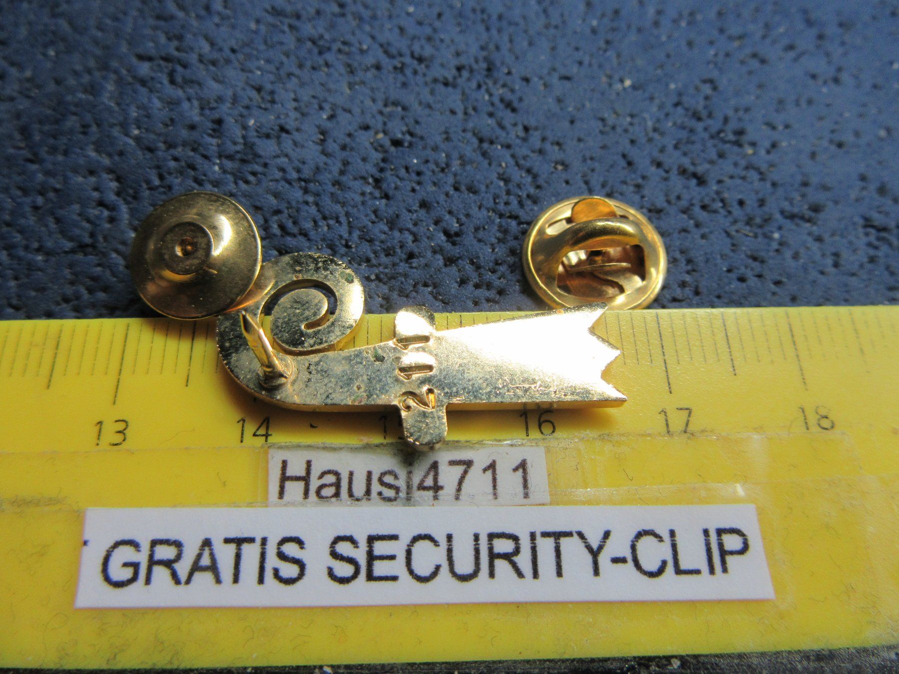 BASEL PIN BASEL-STAB LOGO SCHMUCK-PIN ENAMEL GOLDIG (Gebraucht) in ...