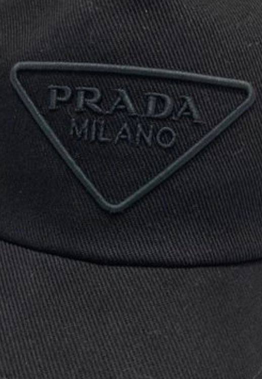 Prada hut 57 (Gebraucht) in Paradiso für CHF 220 – mit Lieferung auf ...