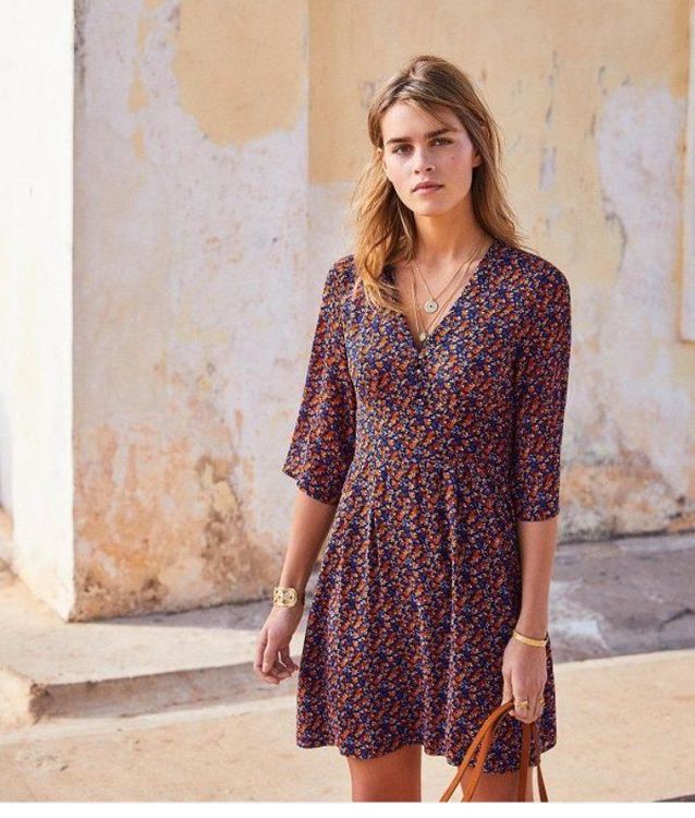 Sezane kleid (Gebraucht) in Montlingen für CHF 45 – mit Lieferung auf ...