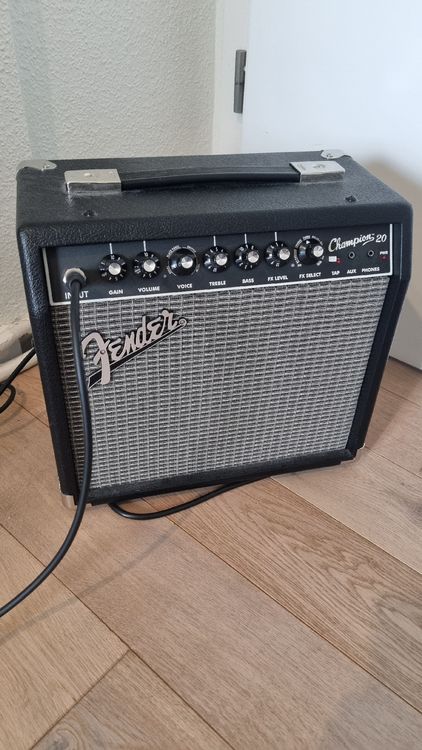 Guitarreverstärker (ampli) Fender Champion 20 watts (Gebraucht) in Rüschlikon für CHF 100 – nur ...