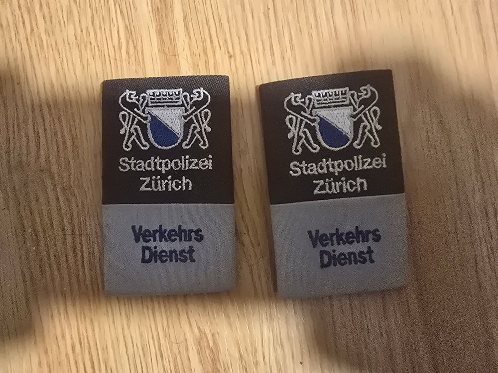 Polizei Badge (Gebraucht) in Niederlenz für CHF 2 – nur Abholung auf ...