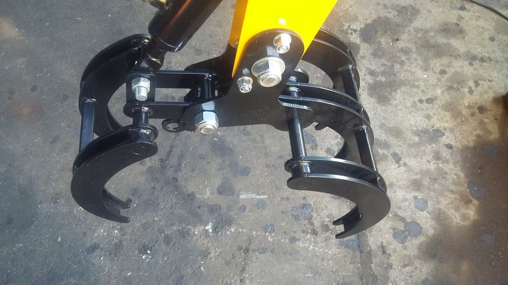 Bagger mit Greifer / Holzgreifer Kinderbagger mit Holzzange (Neu ...