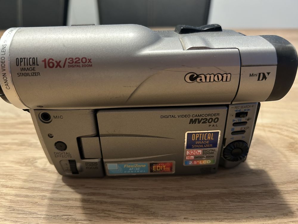 Canon MV200 Mini DV Camcorder + Zubehör (Gebraucht) in Wabern für CHF ...