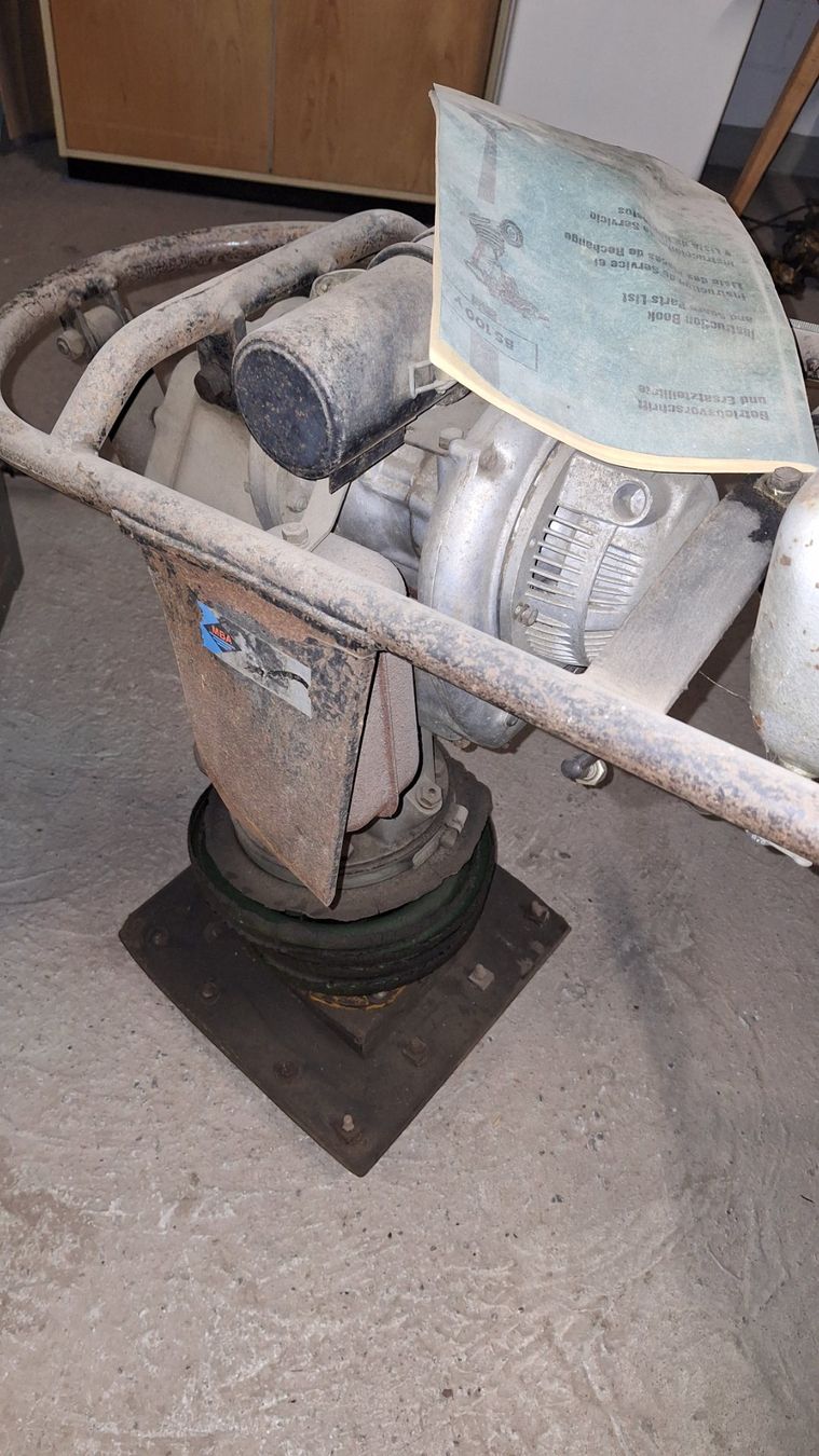 Oldtimer Wacker BS 100y Grabenstampfer Ersatzteile ca. 1968 (Defekt) in ...