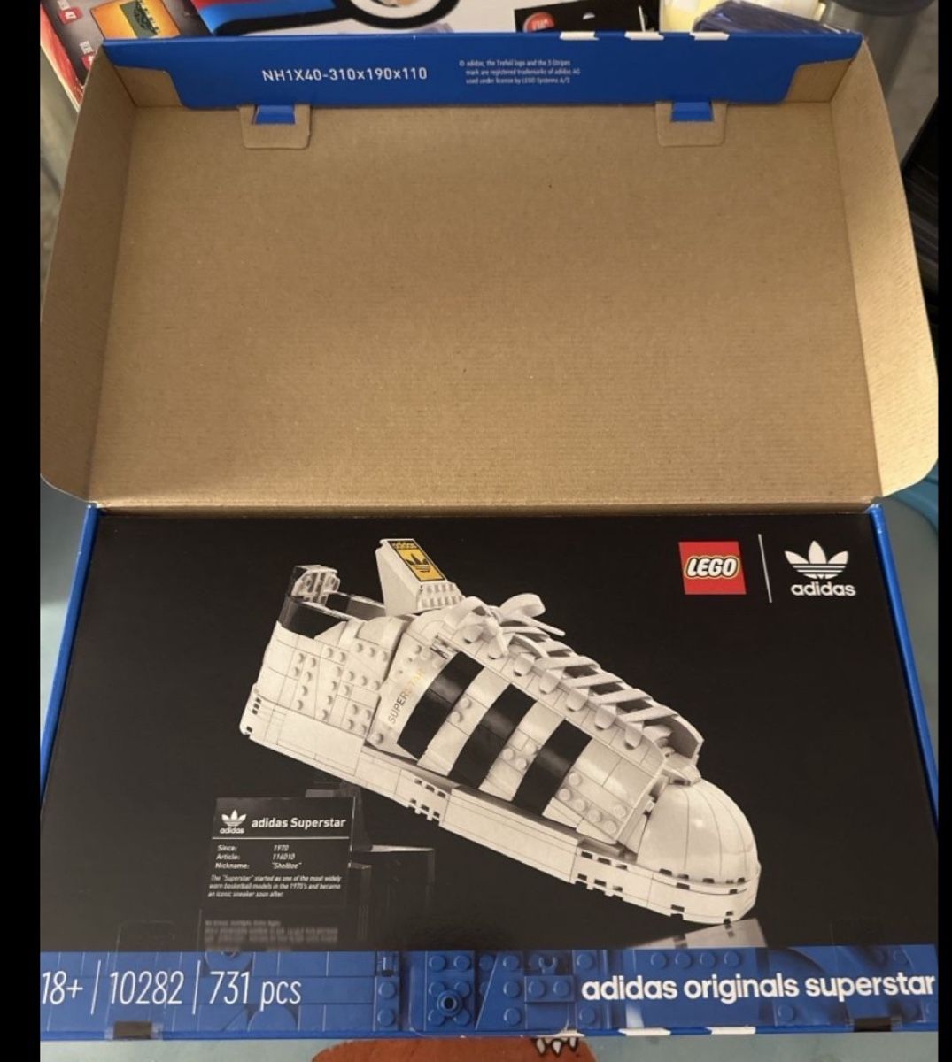 Neues LEGO Adidas Originals Schuh Set (10282) - OVP! (Neu und ...