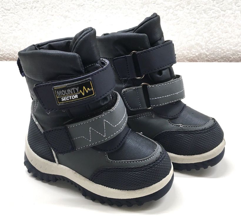 Winterstiefel (Neu (gemäss Beschreibung)) in Schmerikon für CHF 10 ...