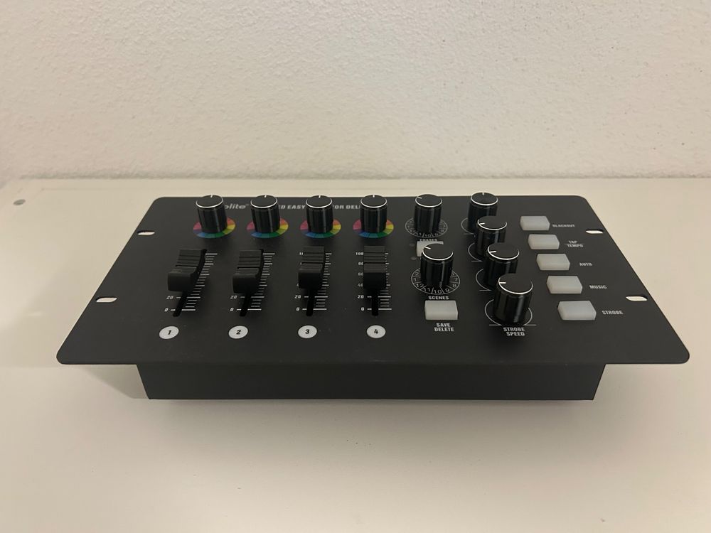 DMX LED EASY Operator Deluxe (Gebraucht) in Tübach für CHF 46 – mit Lieferung auf Ricardo kaufen