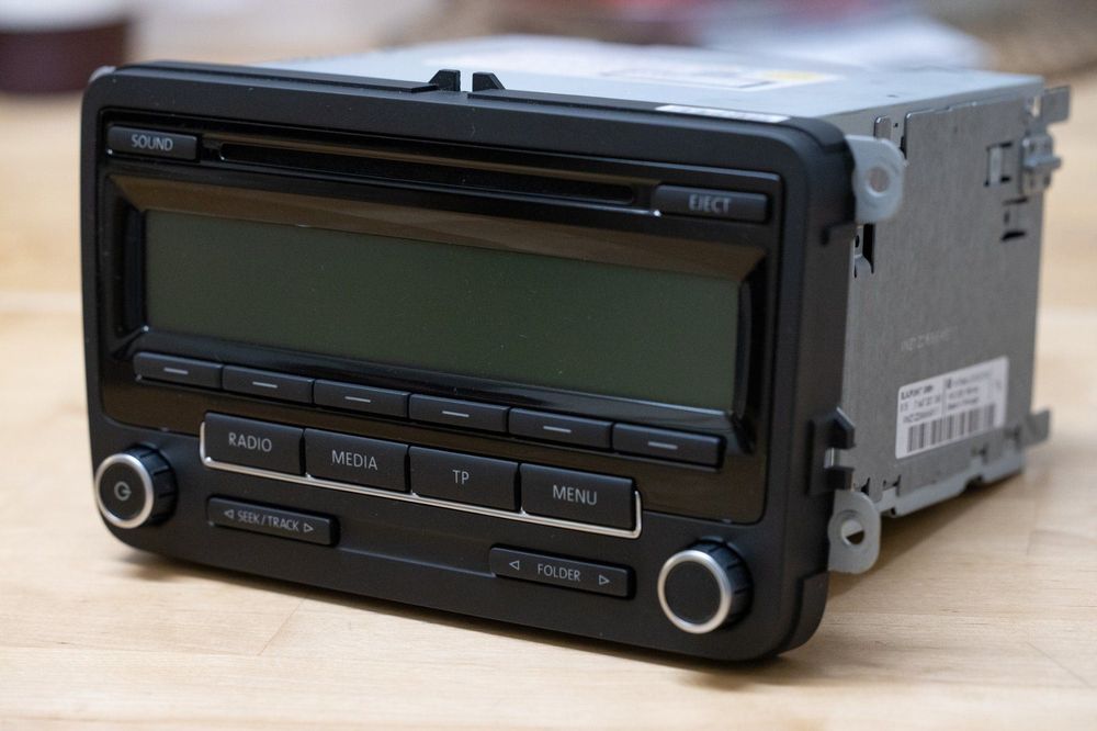VW RCD-310 Radio (Gebraucht) in Niederglatt ZH für CHF 1 – nur Abholung ...