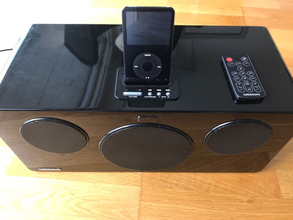 iPod Classic 30GB Medion Docking Station (Gebraucht) in Kirchberg BE ...
