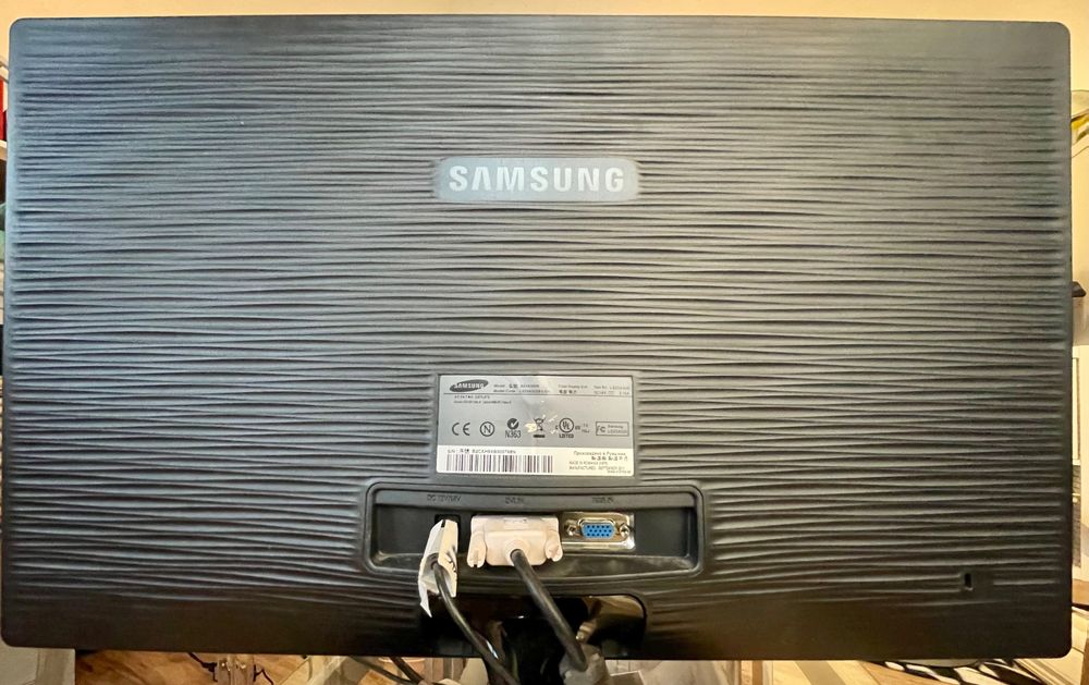 Samsung Monitor SyncMaster S23A300B (Gebraucht) in Hermetschwil ...