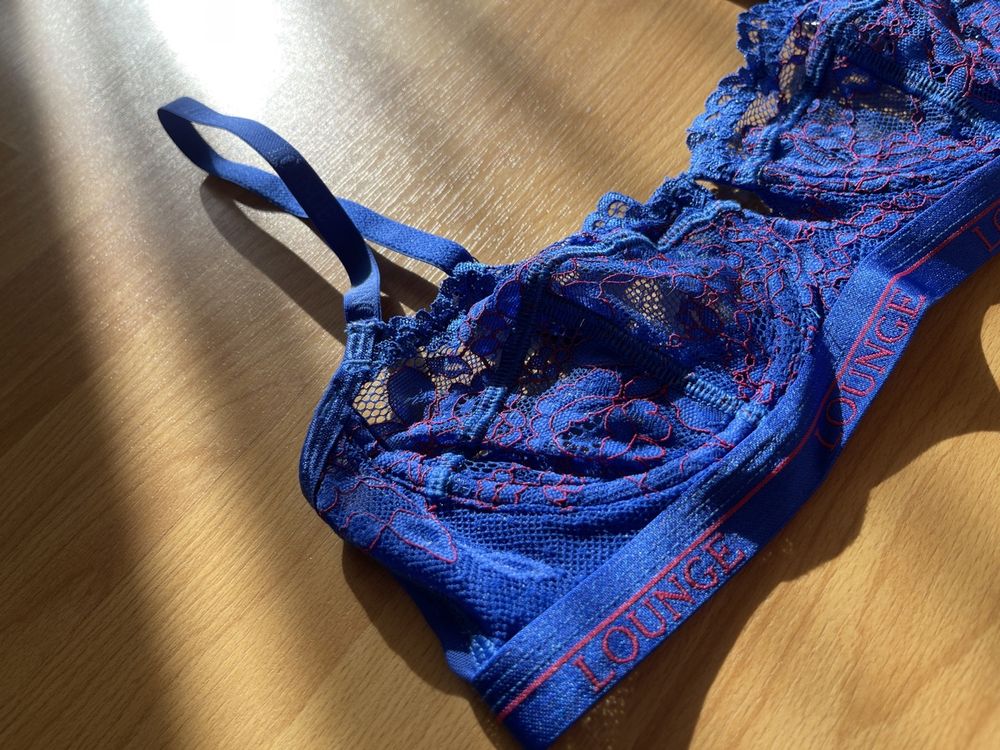 Lounge underwear Zweifarbiges Blossom Balcony BH Set (Neu (gemäss ...