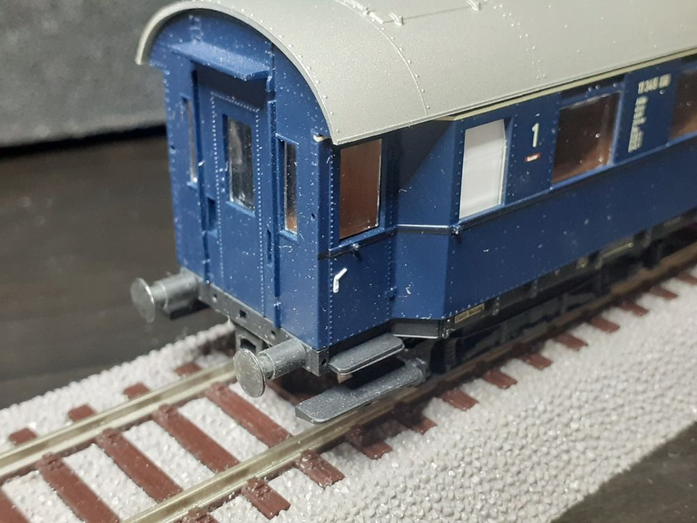 Roco 43659 DB E18 H0 DC Analog mit 2 Liliput Schnellzugwagen | Kaufen ...