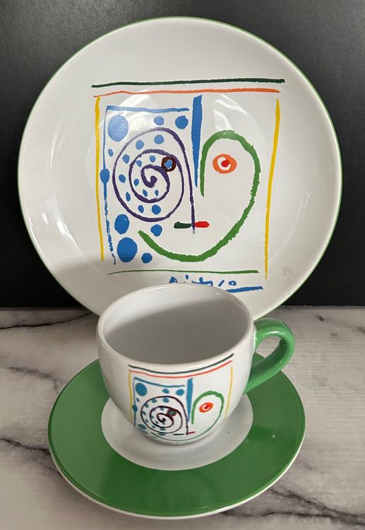 Pablo Picasso (1881-1973) Caffe tasse mit Schale und Teller (Gebraucht ...