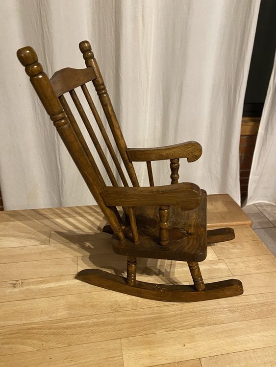Mini- rocking-chair vintage en bois massif | Kaufen auf Ricardo