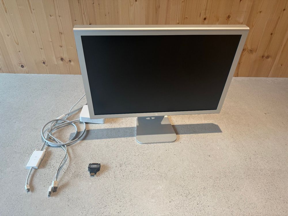 Apple Cinema HD Display mit Thunderbolt und HDMI Adapter (Gebraucht) in ...