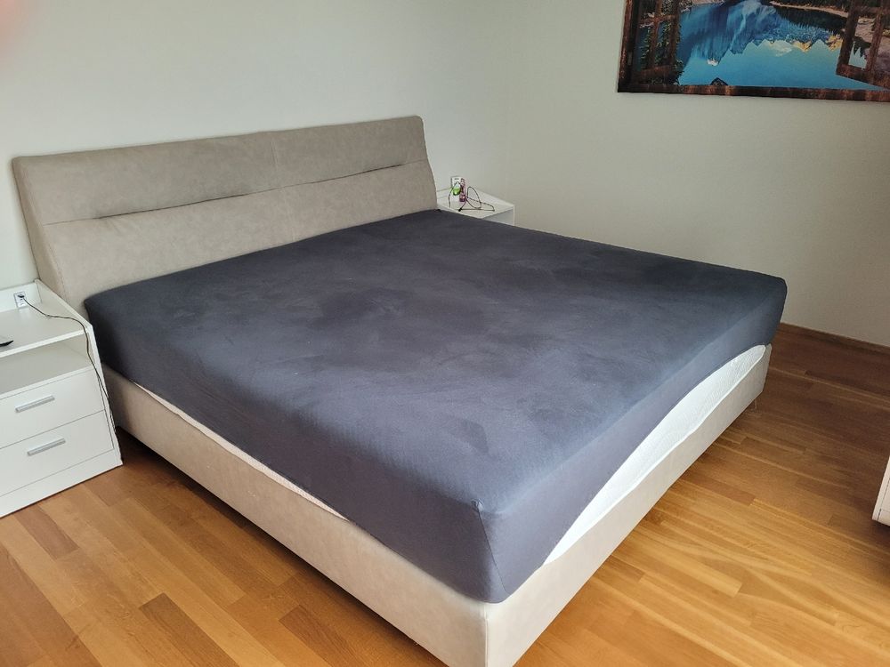 Boxspring Bett Braun Möbel 200x200cm mit LED (Gebraucht) in Amriswil ...