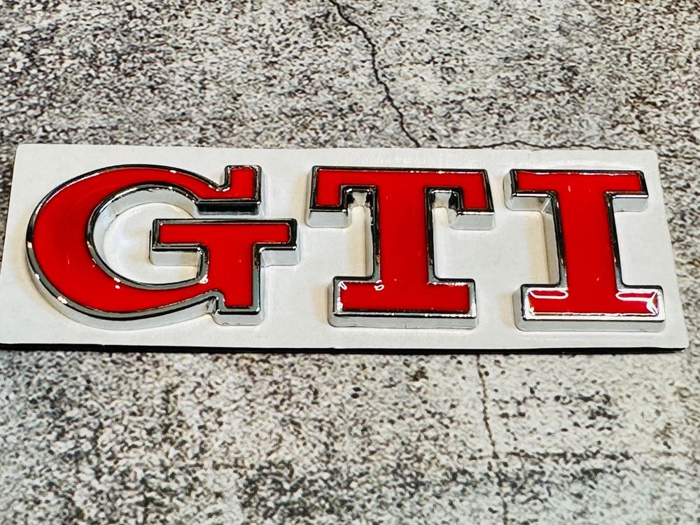 VW GTI Emblem Schriftzug Logo aus Metall NEU in Rot/Chrom (Neu und ...