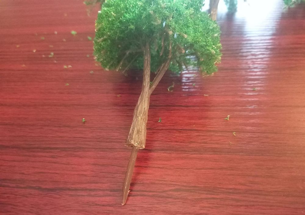 40x künstlicher Baum für Modell 8cm/ Arbre pour maquette | Kaufen auf Ricardo