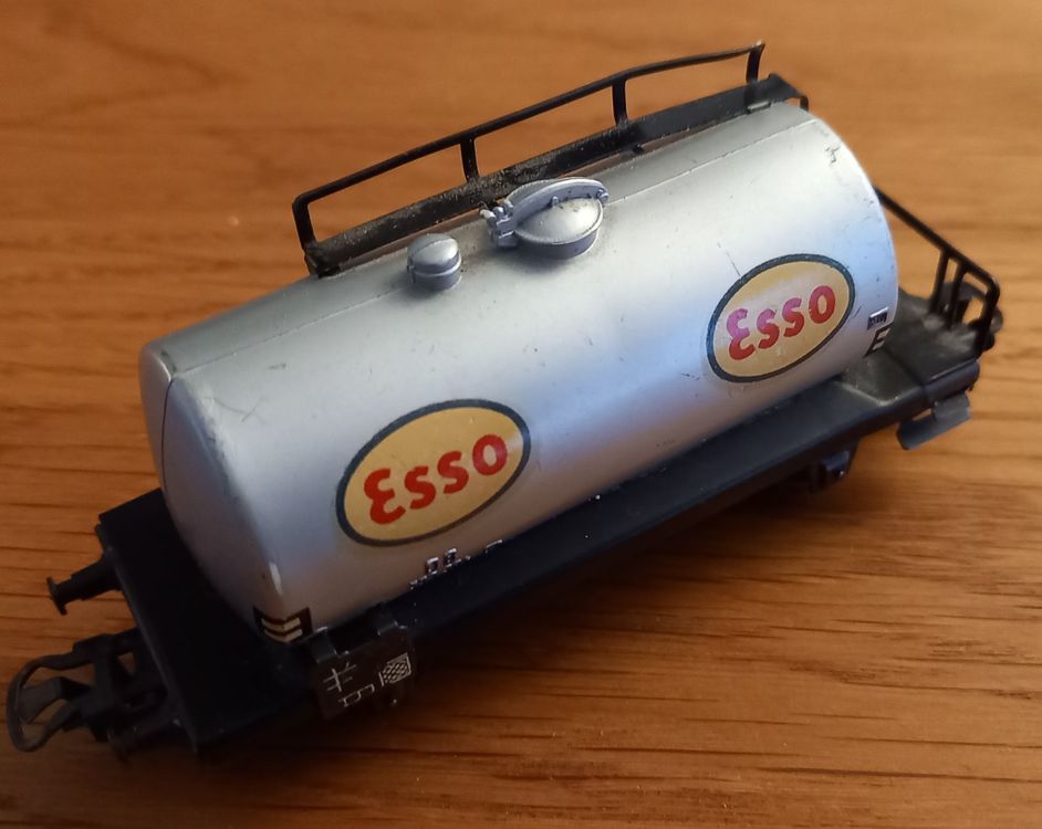 *MÄRKLIN - TANKWAGEN - ESSO* H0/4501 IM ORG.KARTON/L 11.5CM (Gebraucht) in Horgen für CHF 1 ...