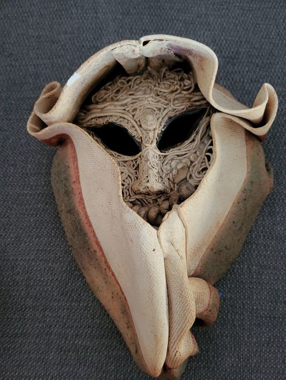 KÜNSTLERISCHE KERAMIK Michael Colpitts 2 (Gebraucht) in Boll für CHF 99 ...