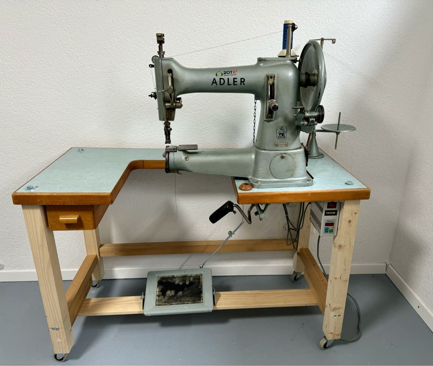 Adler 105 Nähmaschine (Gebraucht) in Neuenegg für CHF 500 – nur Abholung auf Ricardo kaufen