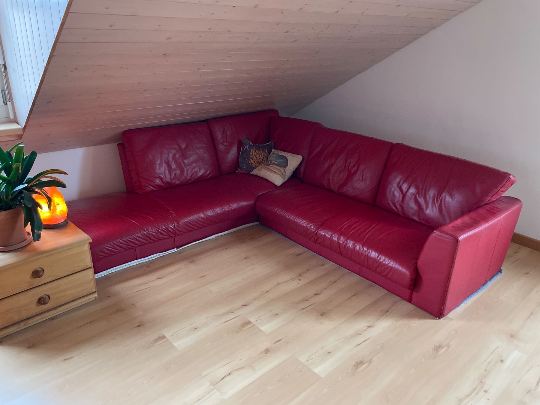 Rotes Ledersofa, Ecksofa, gut erhalten (Gebraucht) in Dietikon für CHF ...