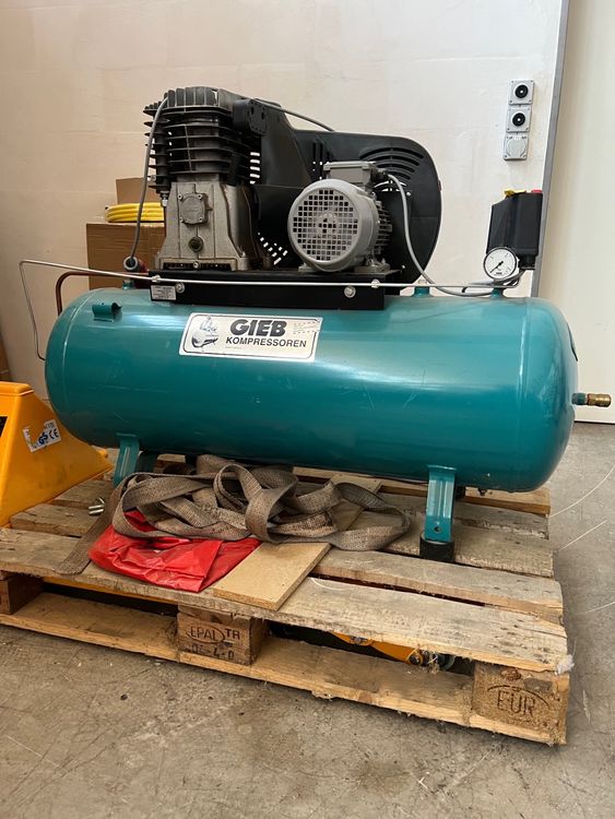 Gieb Stationärer Kompressor 3KW mit 400 Volt Starkstrom (Gebraucht) in ...
