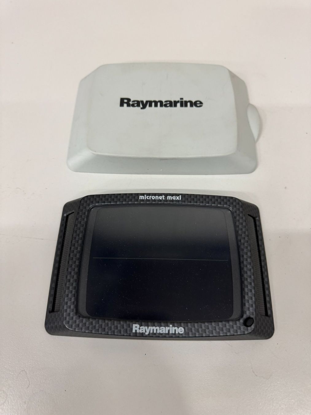 Raymarine– Wireless Maxi Display ( T215) (Gebraucht) in Romanshorn für ...