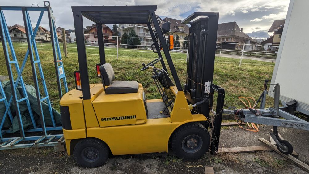 Stapler Gabelstapler Mitsubishi FG15 (defekt) (Gebraucht) in Arni/BE ...