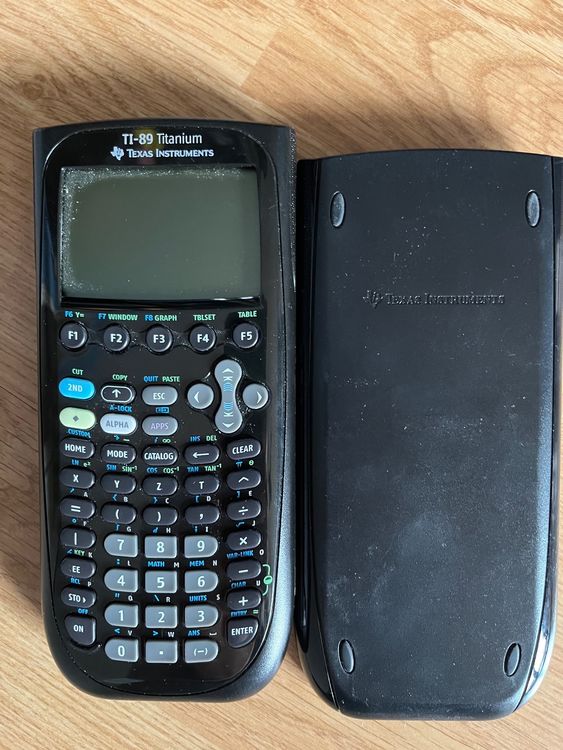Texas Instruments TI-89 Titanium | Kaufen auf Ricardo