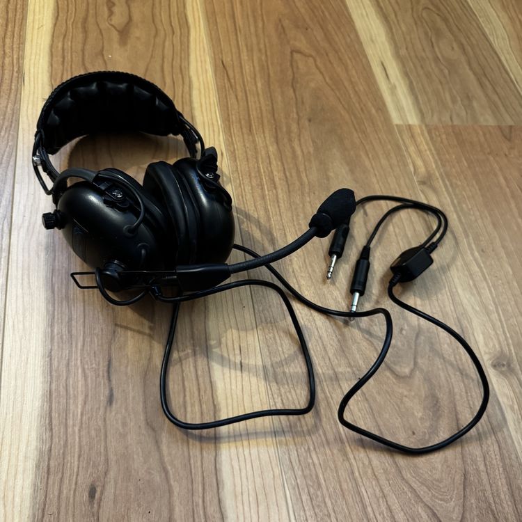 Flightcom Classic 4DLX Aviation Headset (Gebraucht) in Zug für CHF 41 ...