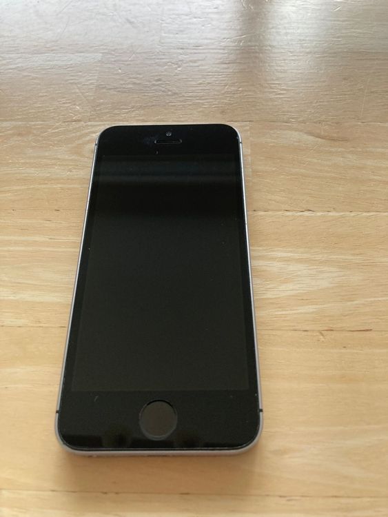 iPhone SE (2016) | Kaufen auf Ricardo