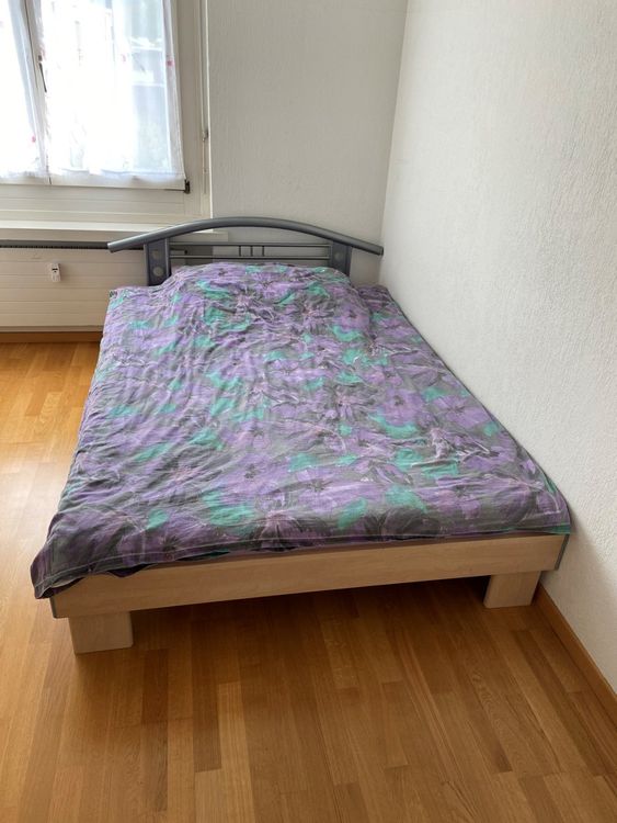 Bett 140x200cm | Kaufen auf Ricardo