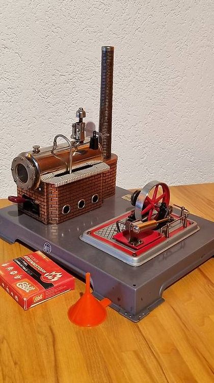 Wilesco D12 Dampfmaschine (Gebraucht) in Muolen für CHF 98 – mit Lieferung auf Ricardo kaufen