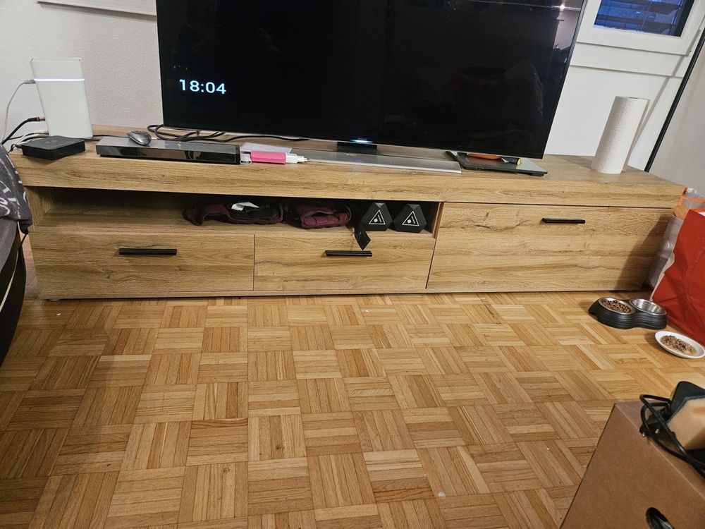 TV-Möbel aus Holz mit viel Stauraum, Top Zustand! (Gebraucht) in Dübendorf für CHF 30 – nur ...