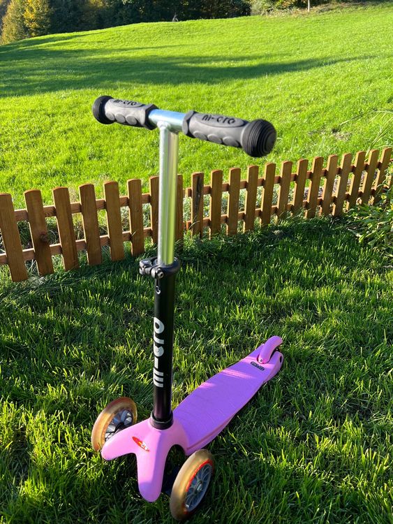 Micro Mini Deluxe Scooter rosa pink (Gebraucht) in Oensingen für CHF 27 – mit Lieferung auf ...