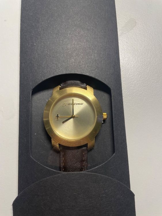 Official Boeing Watch goldfarben (Neu und originalverpackt) in ...