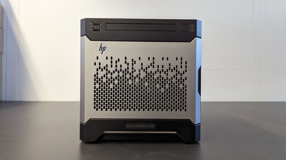 HPE ProLiant MicroServer Gen8 712318-421 (Gebraucht) in für CHF 249 ...