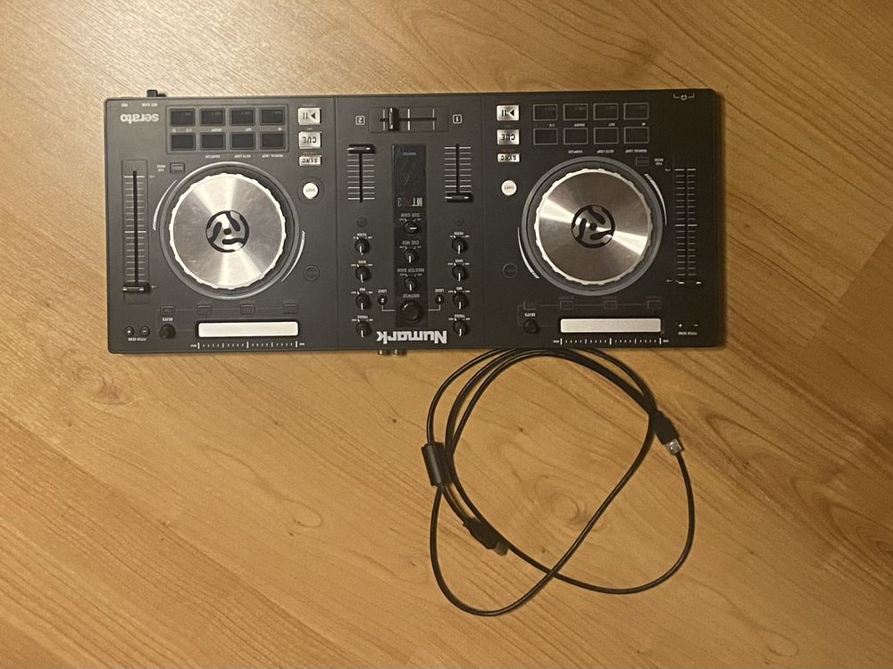 Numark DJ Desk | Kaufen auf Ricardo